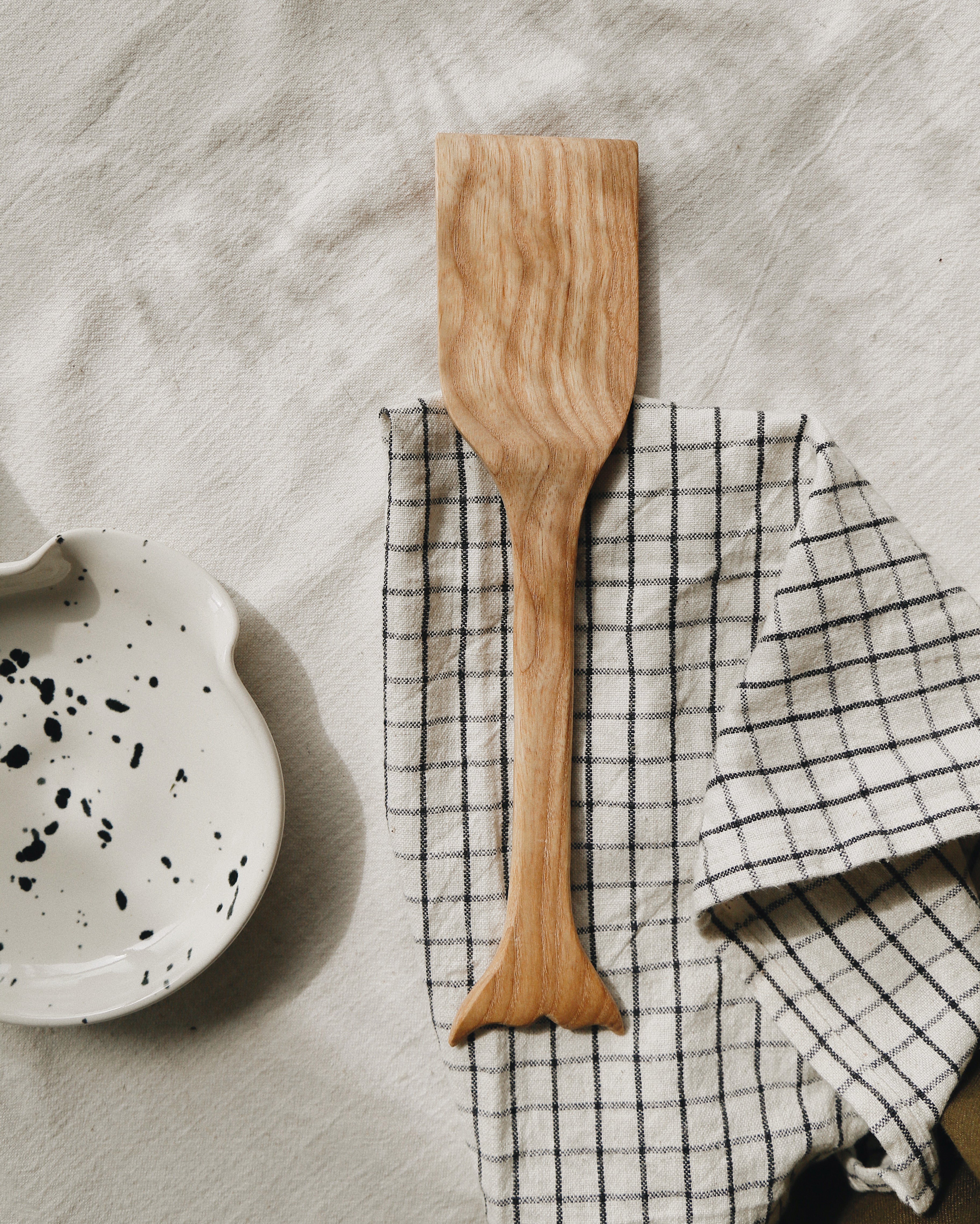 Hand Carved Whale Tail Spatula – Òr