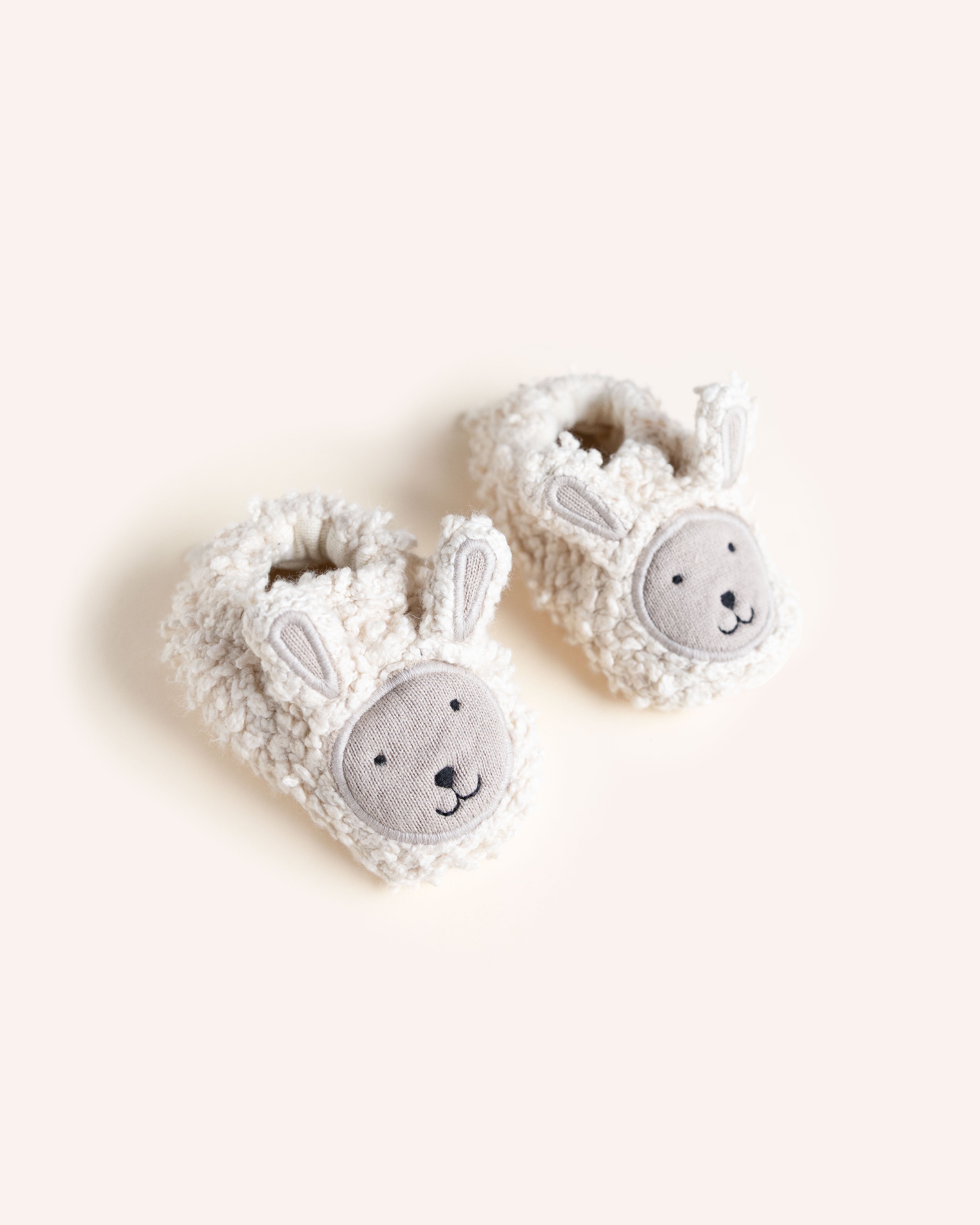 White Sheep Booties – Òr