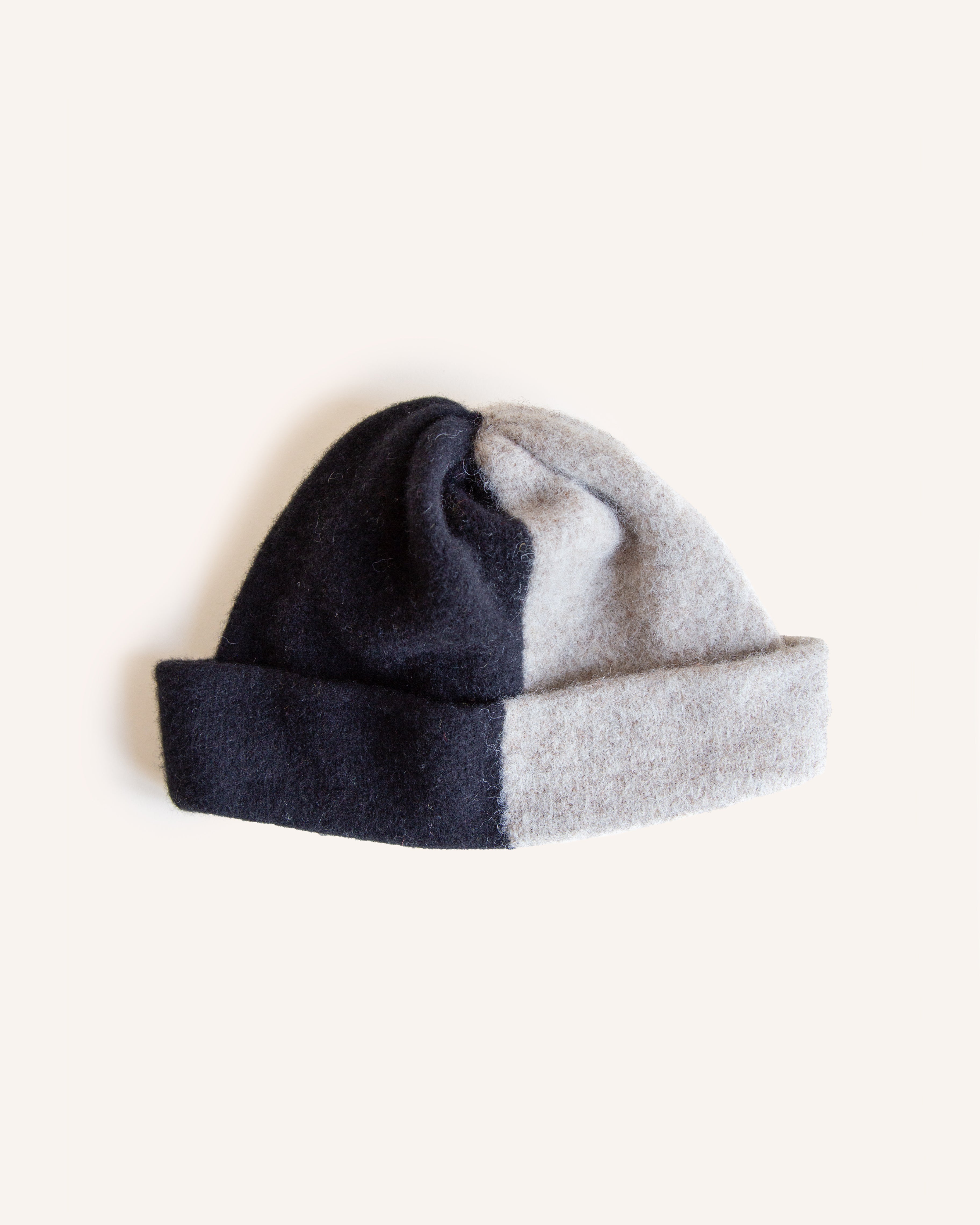 Two Tone Hat - Black & Sand – Òr